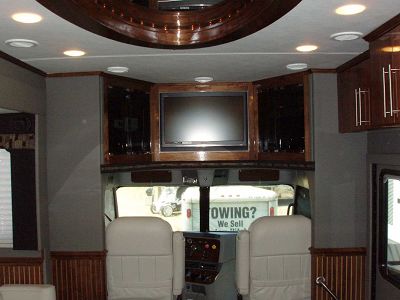 Search the inventory of Five-R Trailer, a motor home, toter home ...